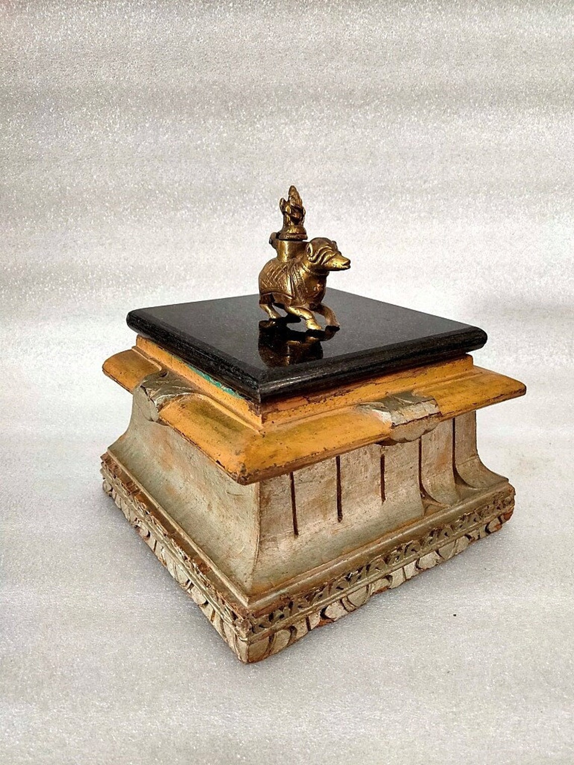 Antique Indian Pillar Base Statue Stand Old Fine Hand Carved Pillar ...