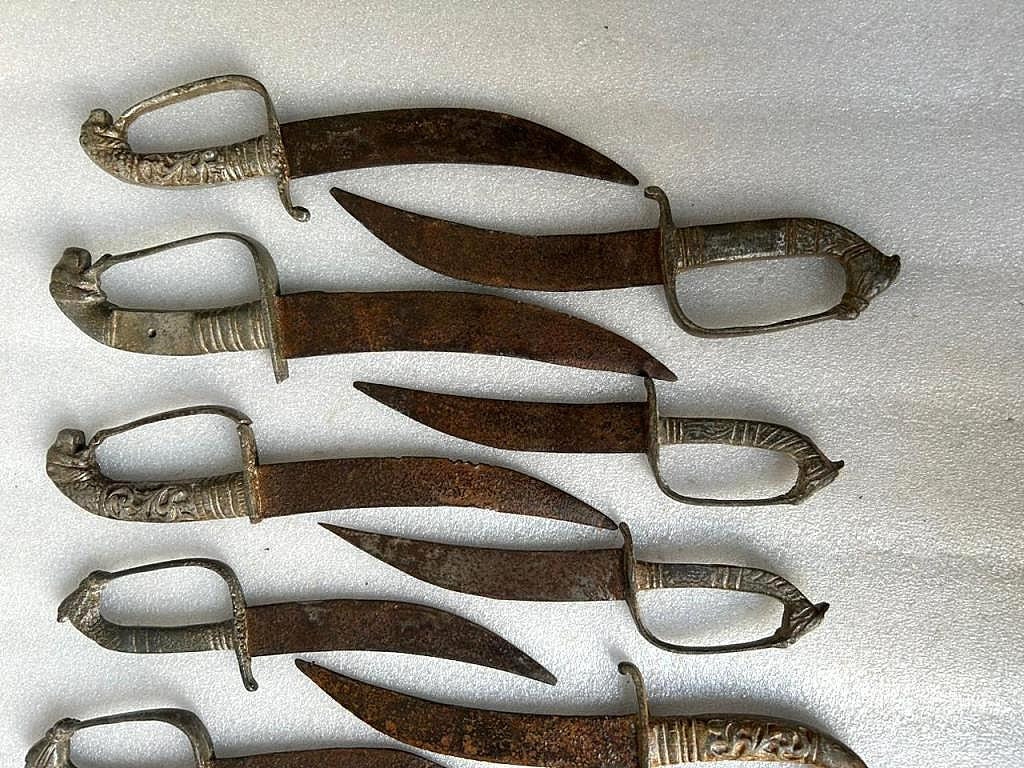 Antique Indian Hand Made Iron Blade Dagger Knife Old Hand Carved Horse ...