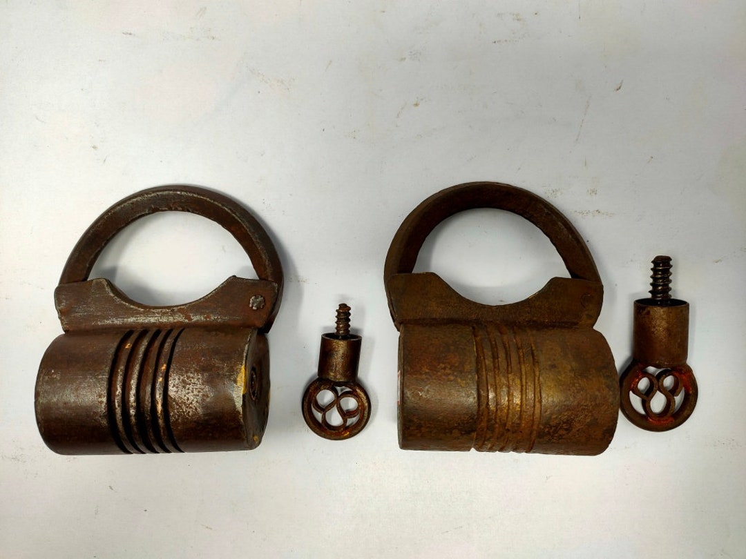 Antique Iron Barrel Shape Lock Hand Made Tribal Padlock Screw System ...