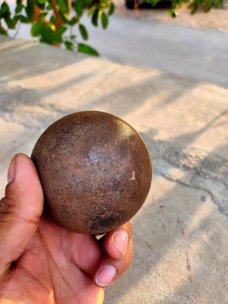 Antique Iron Cannon Ball Old Hand Forged Heavy Cannon Fire Ball ...