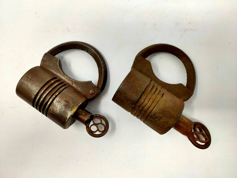 Antique Iron Barrel Shape Lock Hand Made Tribal Padlock Screw System ...