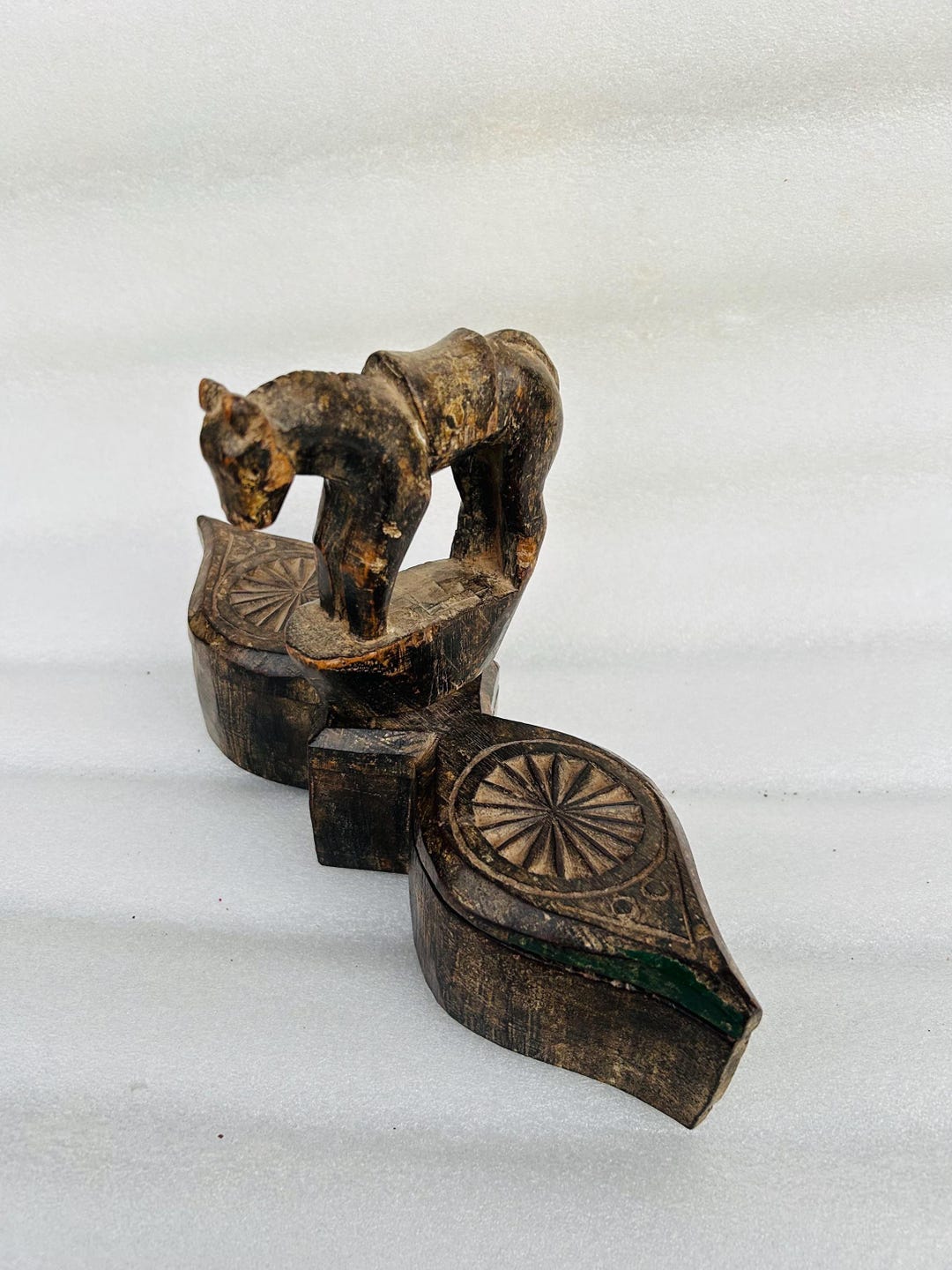 Antique Wooden Tikka Box Ancient Horse Carved Tikka Box Vintage Unique ...