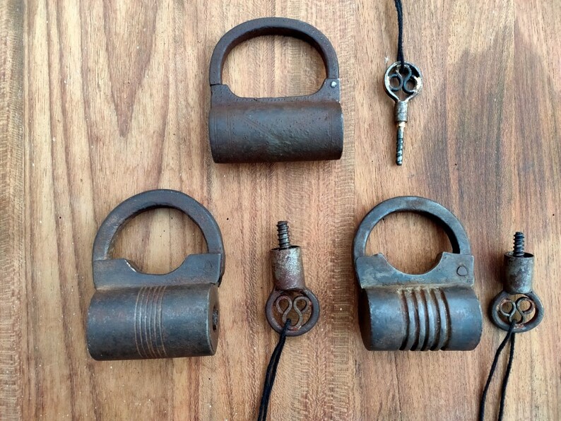 Antique Iron Padlocks / Old Iron Hand Forged Padlock / Engraved Lock ...