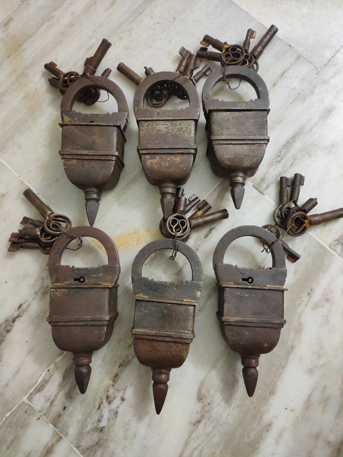 Antique Look Iron 5 Key Tricky Lock Hidden Key Hole Lock 5 Key - Etsy