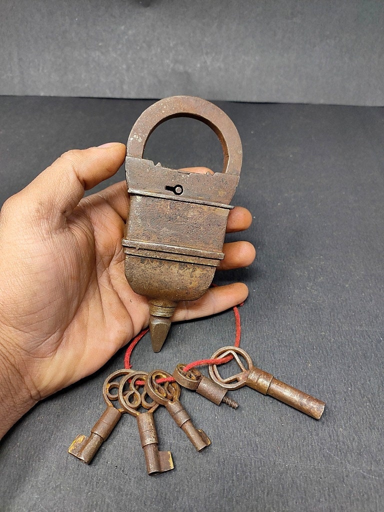 Antique Look Iron 5 Key Tricky Lock Hidden Key Hole Puzzle Padlock Hand ...