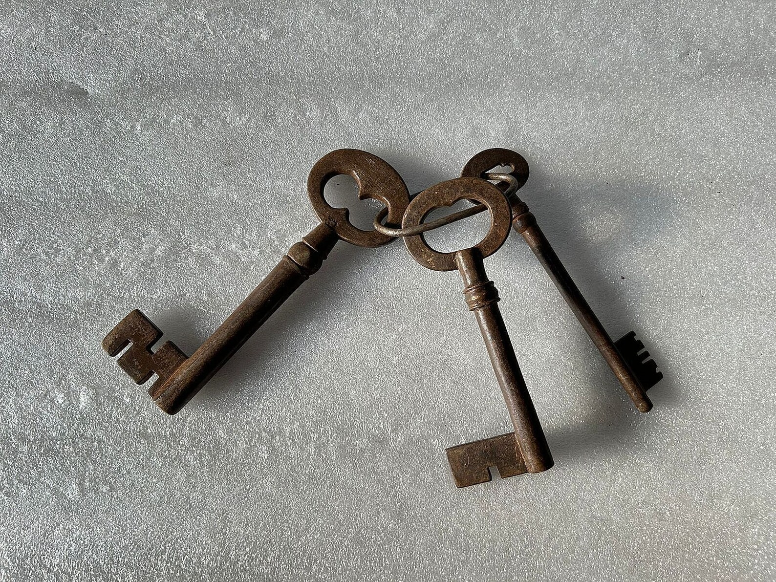 Antique Rare Iron Key Hand Crafted Iron Almirah Keys Old Indian Iron ...