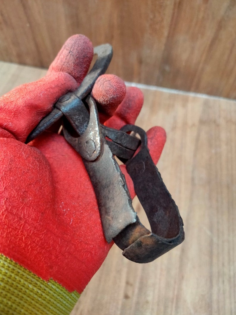 Antique Iron Animal Trap Hand Forged Unique Wild Animal Trap - Etsy