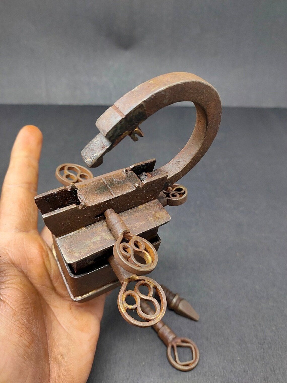 Antique Look Iron 5 Key Tricky Lock Hidden Key Hole Puzzle - Etsy