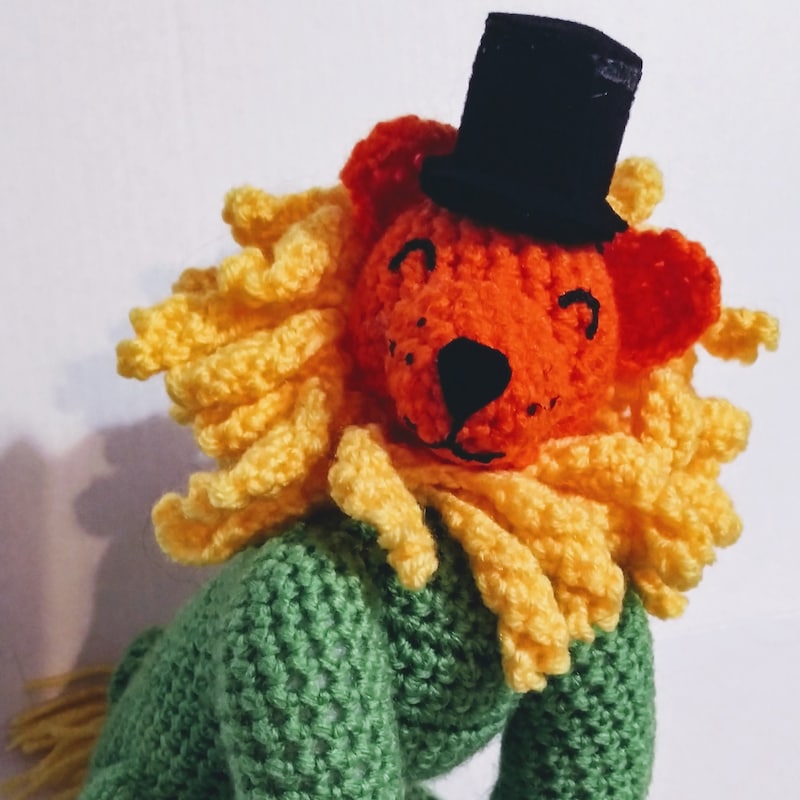 Dandy Lion - Etsy