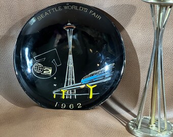 Vintage Seattle Space Needle Lighter Mid Century Worlds Fair - Etsy