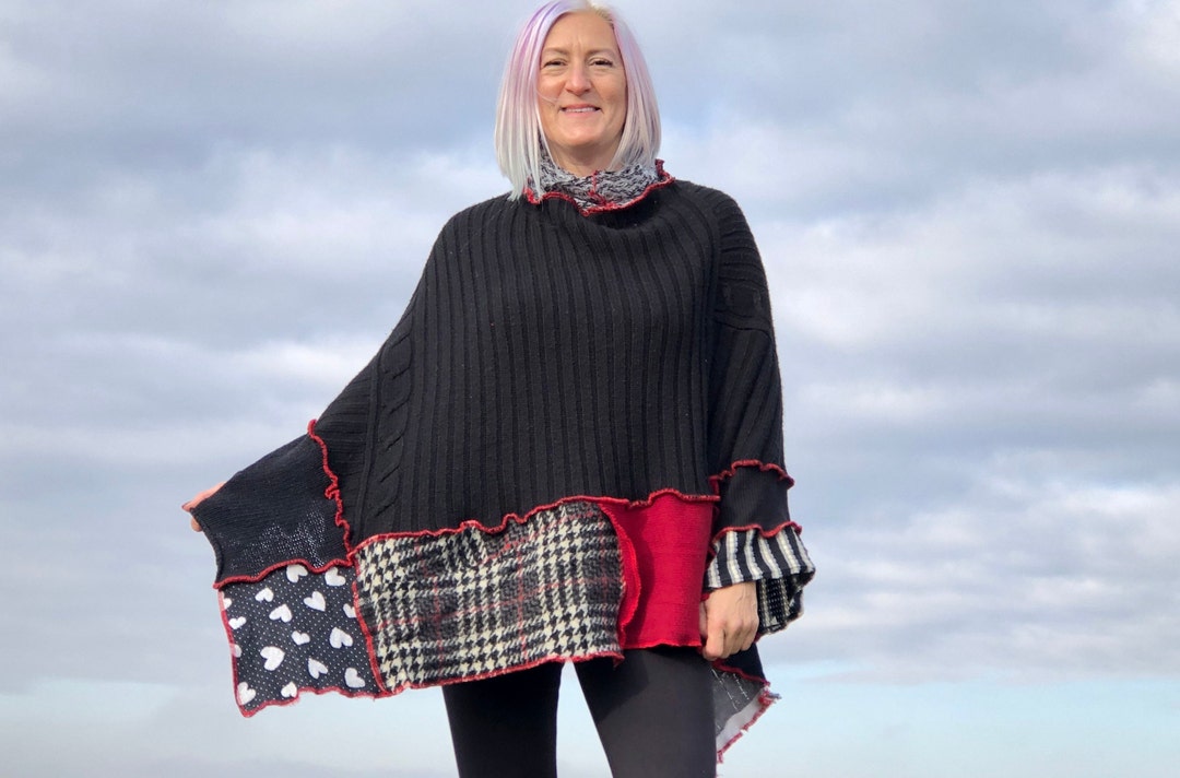 Black White Red Poncho Triangle Poncho for Women Upcycled - Etsy