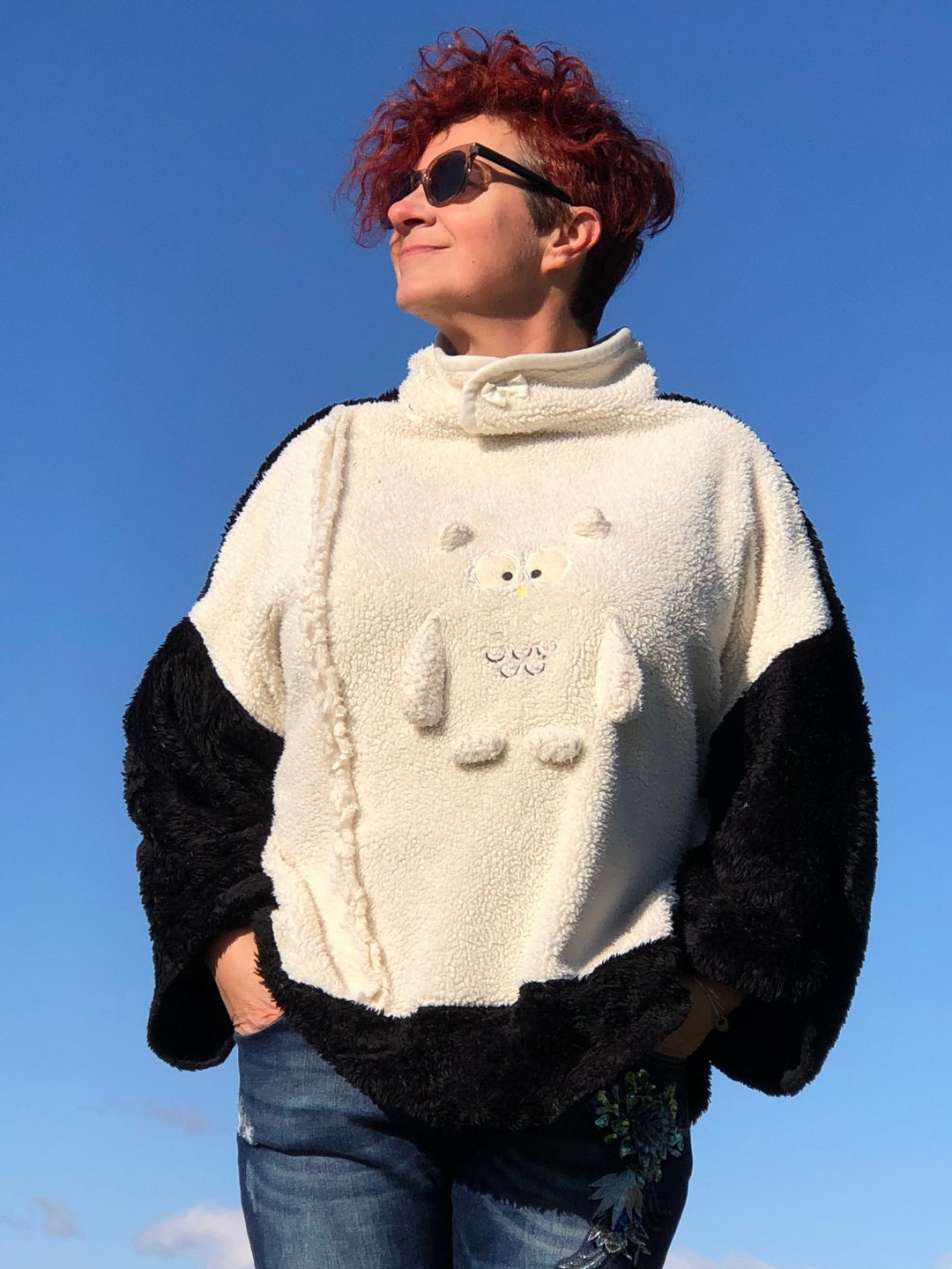 Beige/off White Teddy Bear Sweater/sweatshirt Unique Black & White ...