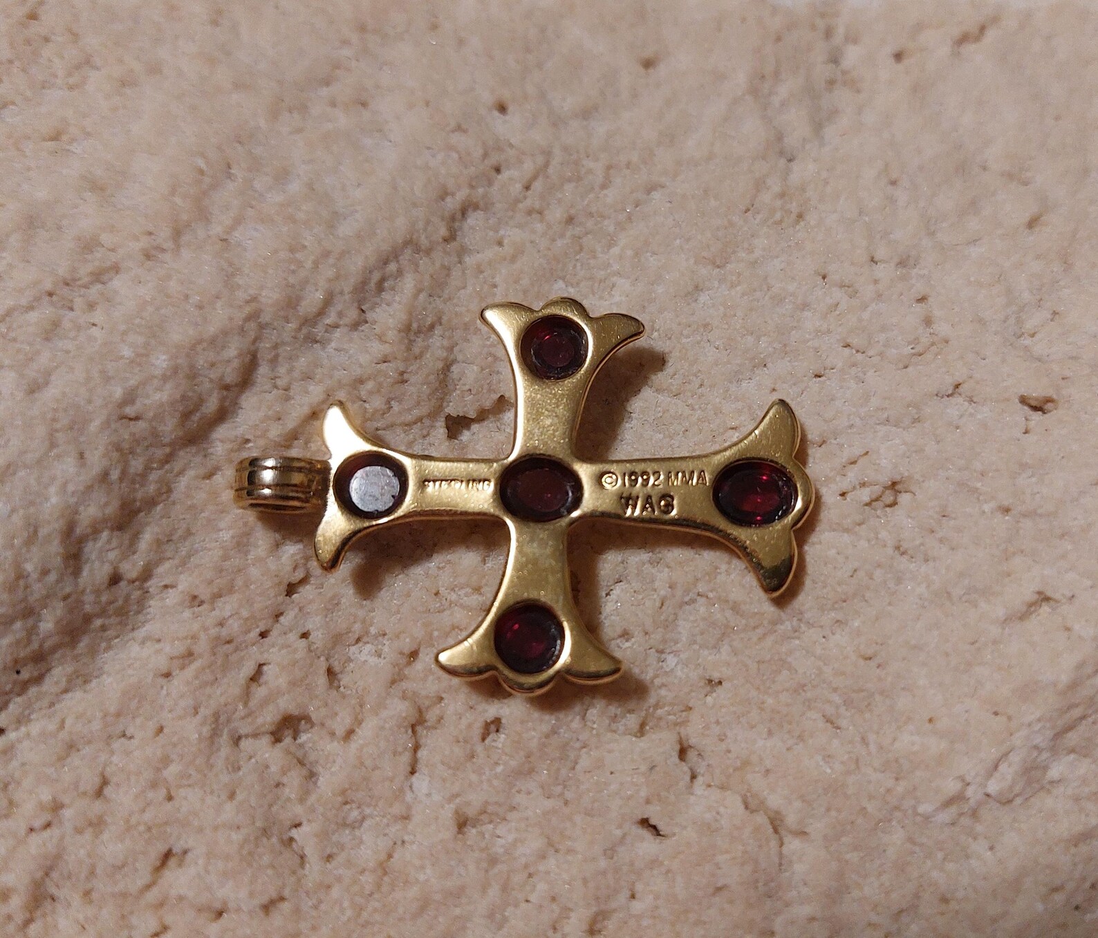 Byzantine Cross - Vermeil Set With Garnets 6th Century - Museum ...