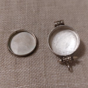 Roman Bulla Style Locket - Sterling - Etsy