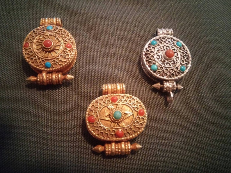Roman Bulla Style Locket - Sterling - Etsy