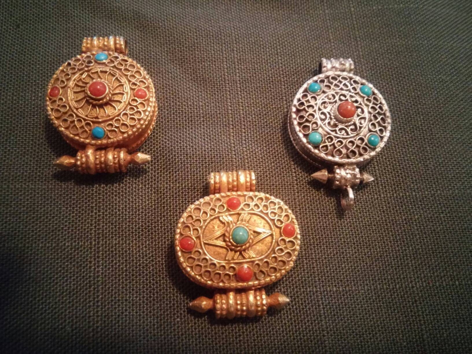 Roman Bulla Style Locket - Sterling - Etsy