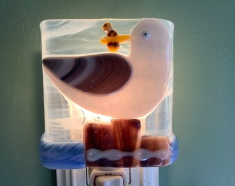 1 Seagull Wall Plug in Beach Bird Night Light in Fused Glass Outlet ...