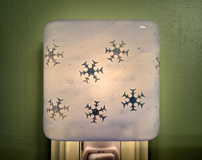 Snowflakes Fused Glass Plug in Winter Night Light With Slumped Rounded ...