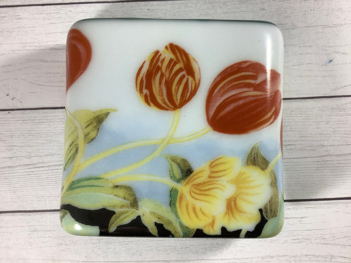 Tulip Floral Fused Glass Plug in Flower Night Light With - Etsy