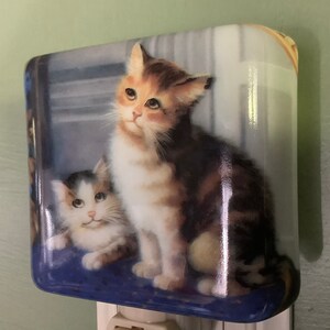 Playful Cats Fused Glass Plug in Night Light Outlet Sconce - Etsy