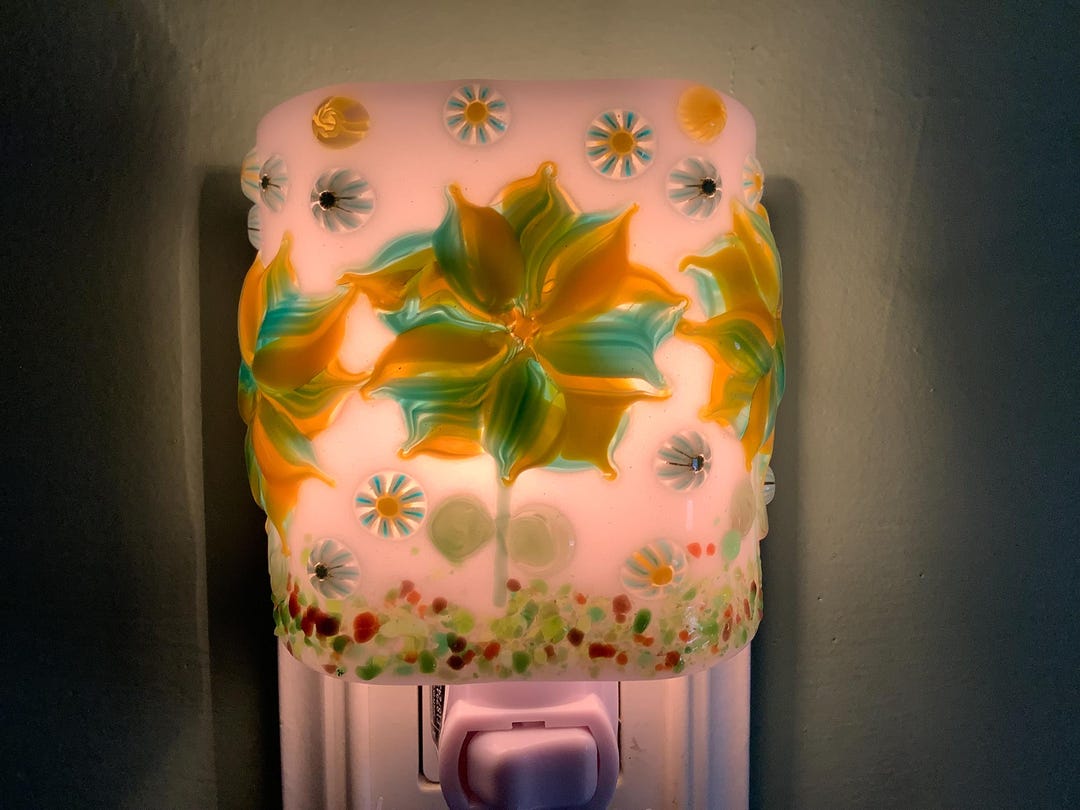1 Murrini Springtime Splendor Fused Glass Plug in Flowers Night Light ...