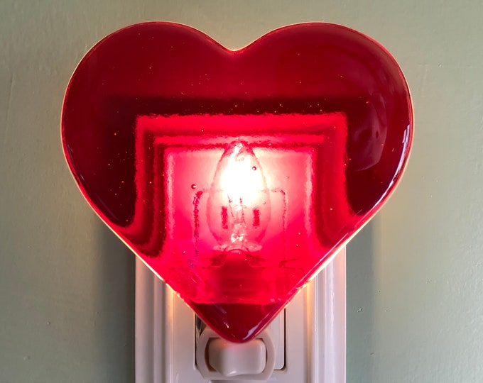 Red Heart Fused Glass Romantic Plug in Valentine's Night Light - Etsy