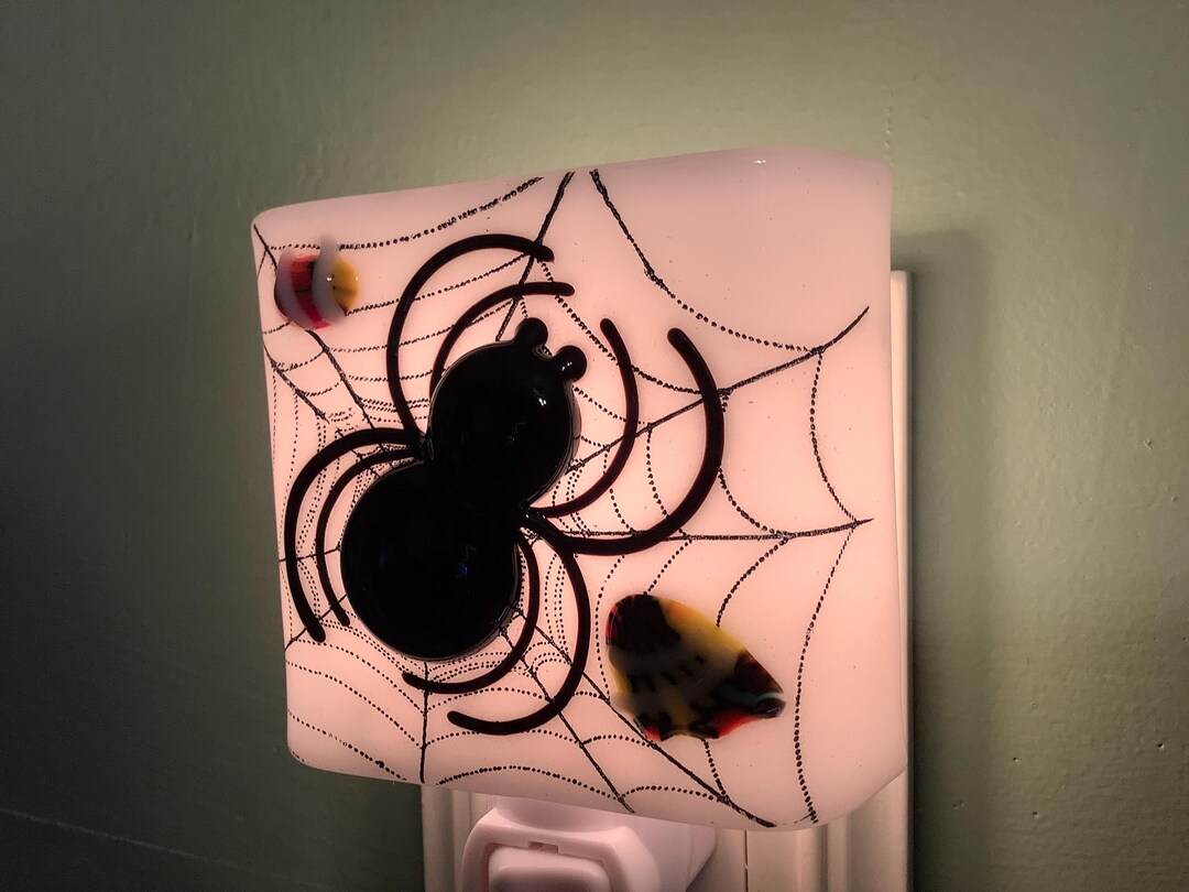 Spider Fused Glass Plug in Creepy Halloween Night Light - Etsy