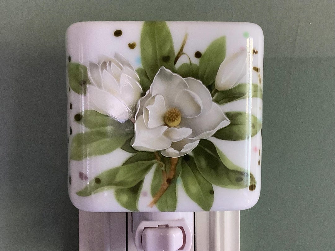 Magnolia Floral Fused Glass Plug in Flower Night Light With Draped ...