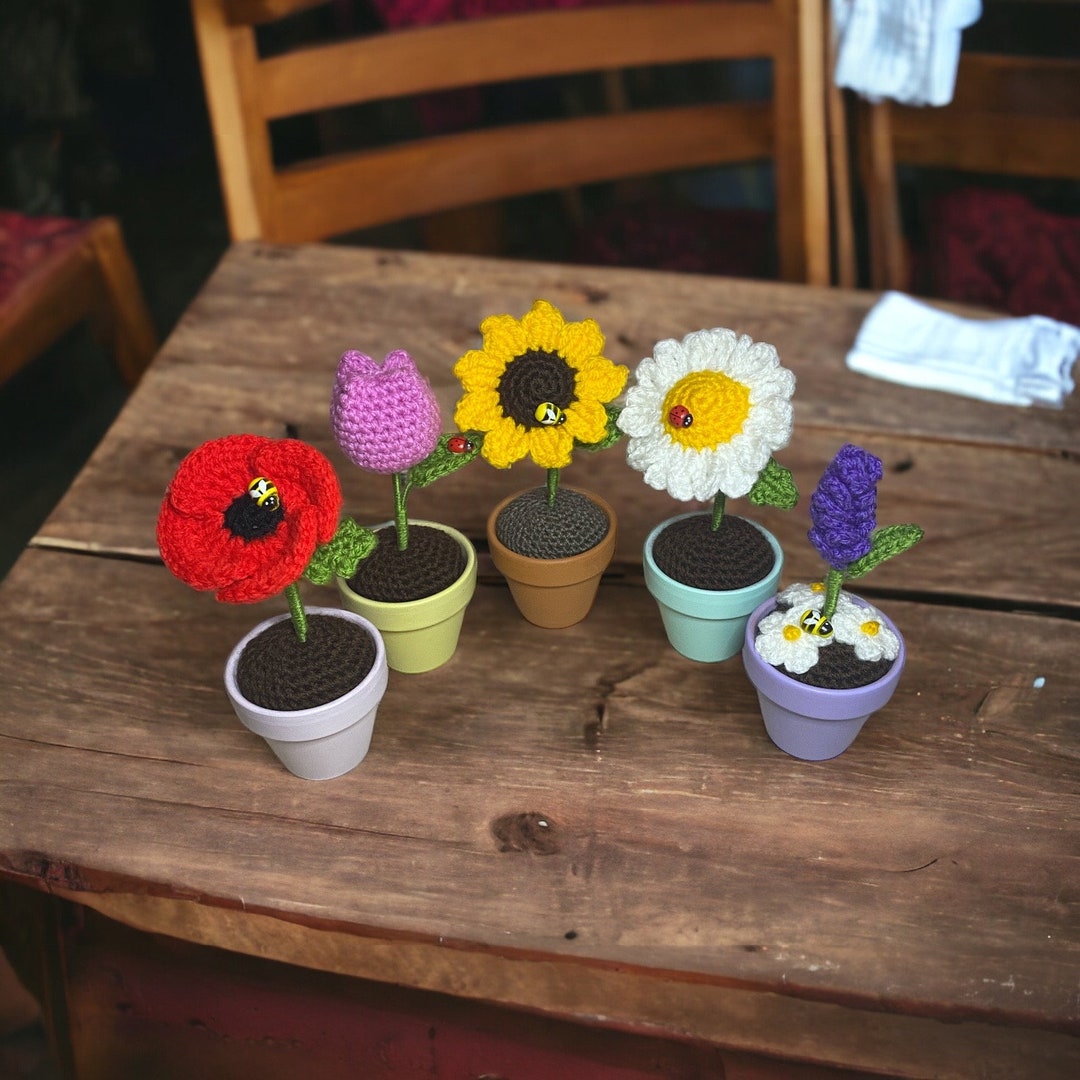 Mini Crochet Flower Pot, Home Decor, Crocheted Plant Pot, Crochet Tulip ...
