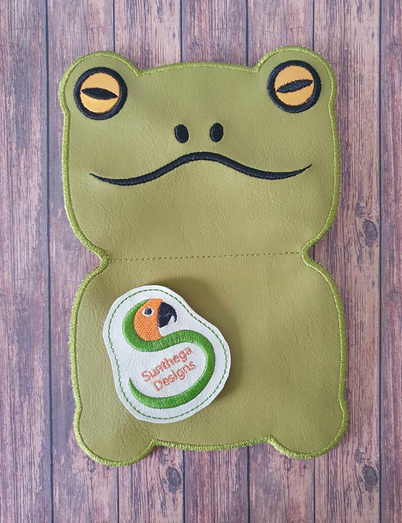 Slippery Frog Bi Fold Wallet 6 X 10 ITH DIGITAL FILE for Embroidery ...