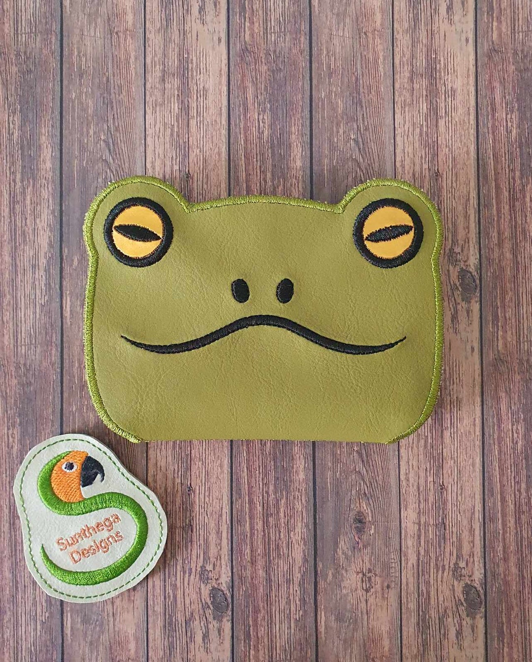 Slippery Frog Bi Fold Wallet 6 X 10 ITH DIGITAL FILE for Embroidery ...