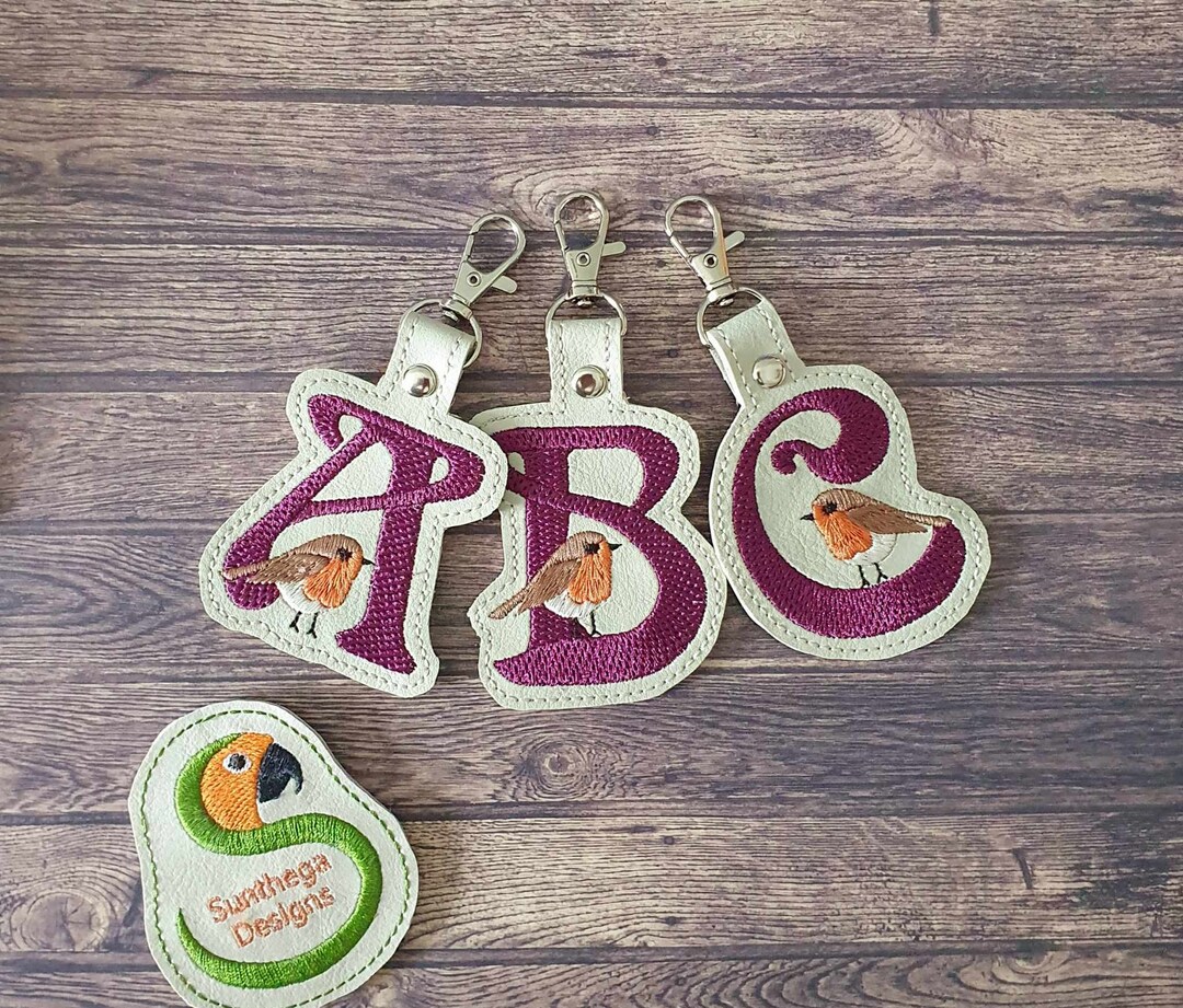 Robin English Alphabet Monogram Key Fob 4 X 4 ITH DIGITAL FILE Only for ...