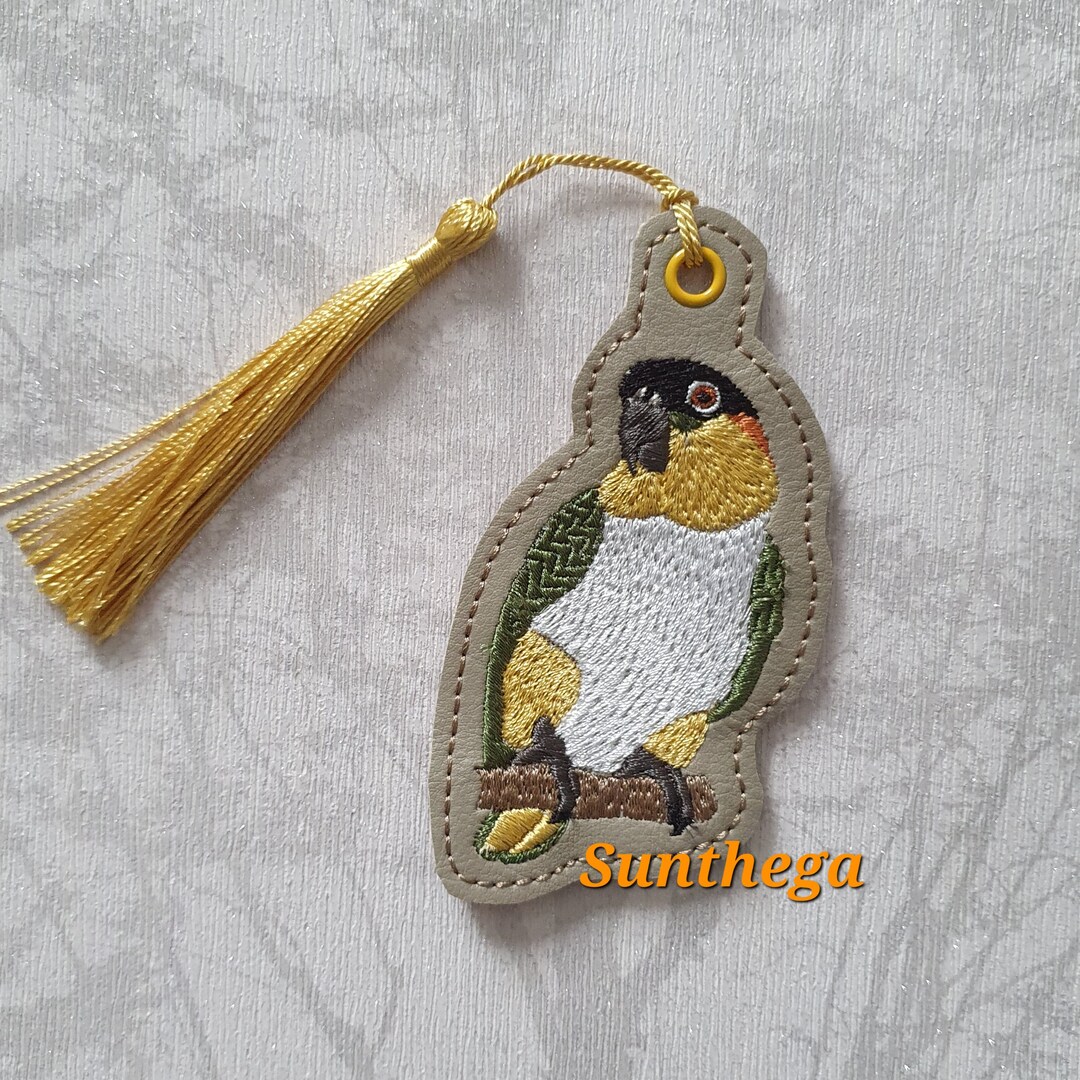 Caique Eyelet/book Mark 4 X 4 ITH Digital File - Etsy