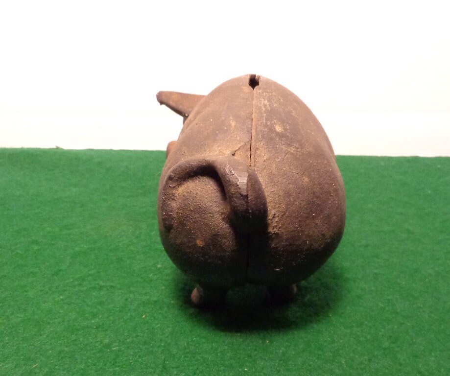 Vintage Cast Iron Large Rustic Piggy Bank and Small Cast Iron Pig on ...