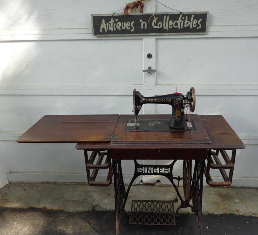 Antique Early 1900's Treadle Singer Sewing Machine Cabinet Serial No ...