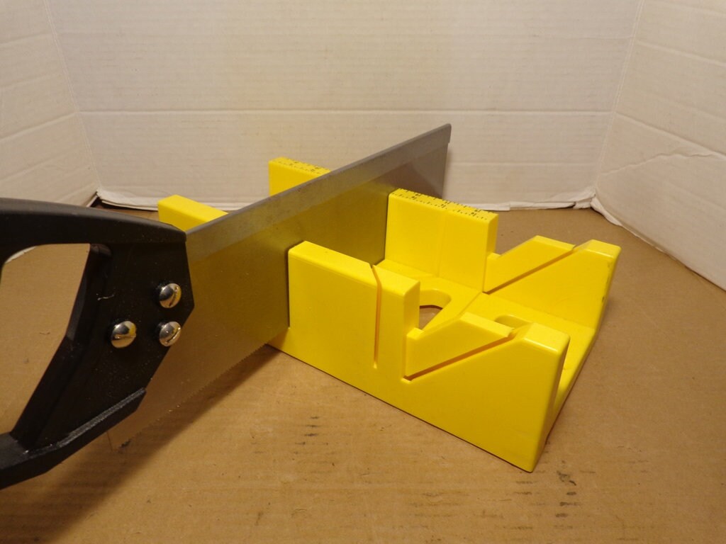 Vintage Popular Mechanics Miter Box With 14-in. Back Saw Kit No. 34479 ...