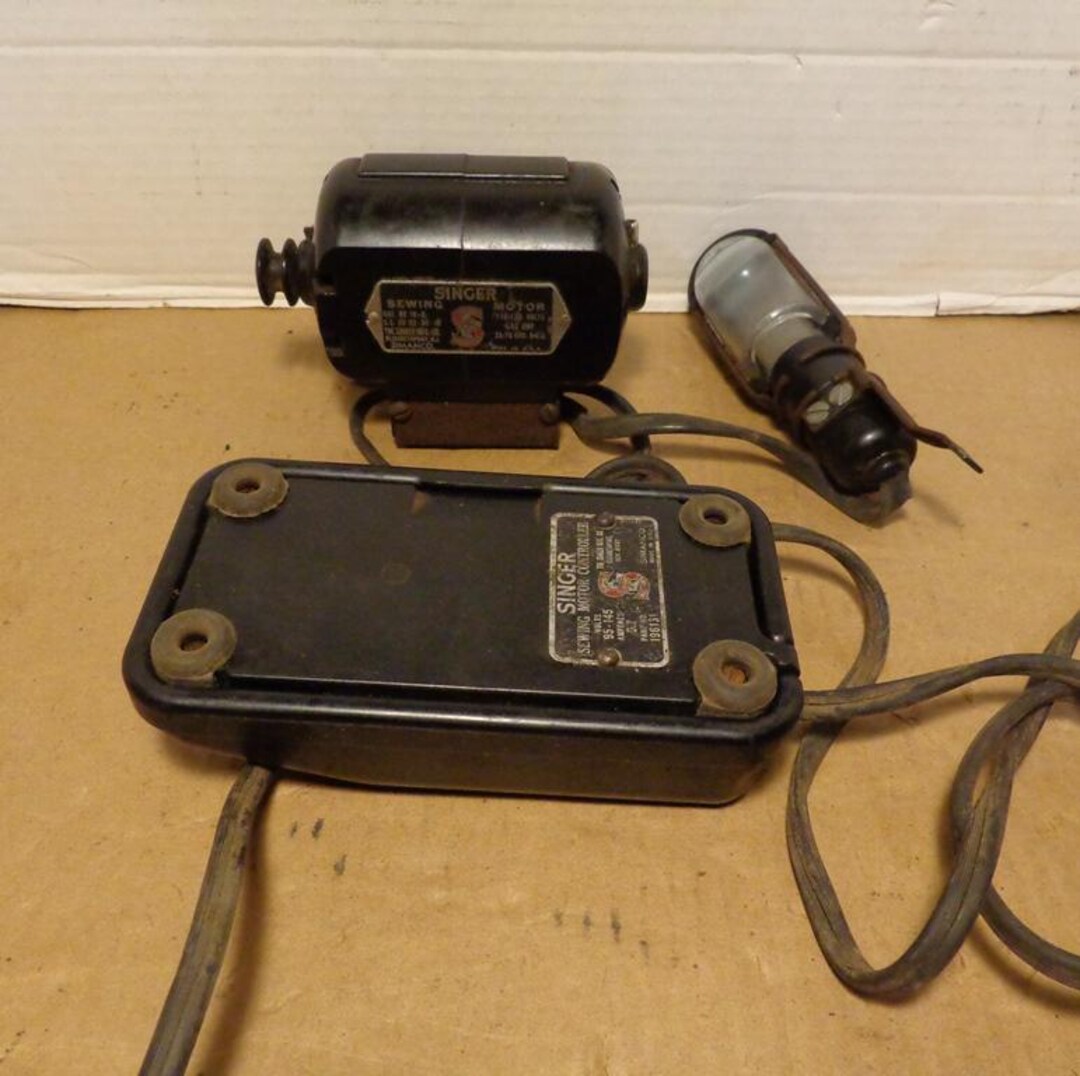 Vintage Singer Sewing Machine Motor CAT. BZ 10-8 W/ Foot Pedal Motor ...