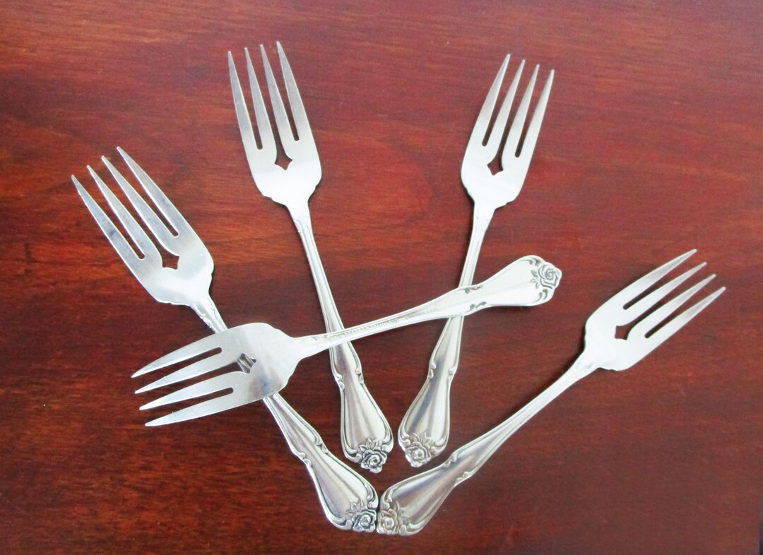 ARBOR ROSE, TRUE Rose Oneida Stainless Satin 5 Salad Forks 1967 ...