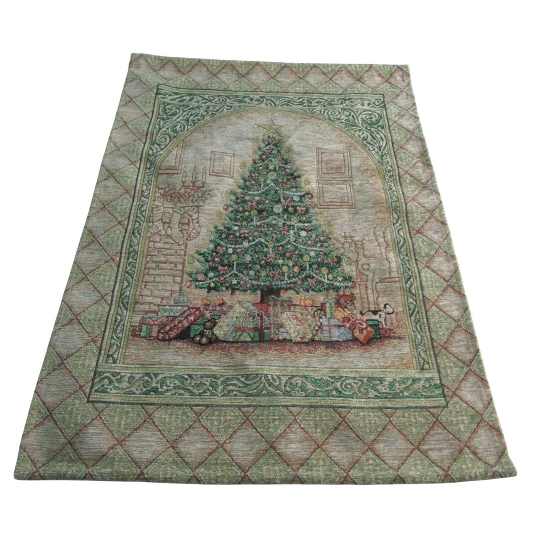 Vintage Christmas Tree Tapestry Wall Hanging 36.5x25 Inches GUC No ...