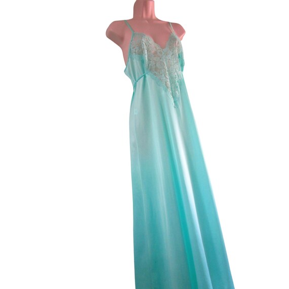 Vintage Glencraft Negligee Bright Light Turquoise Plu… - Gem