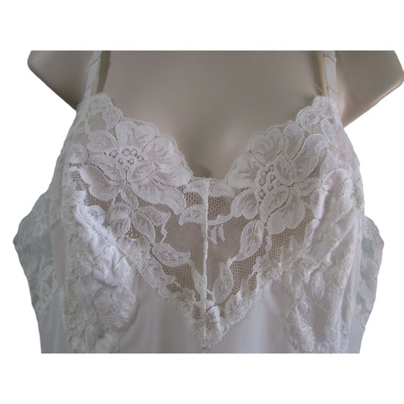 Vintage Gossard Artemis Lace Trim Full Slip Ladies 38… Gem