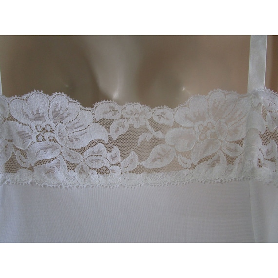 Vintage Gossard Artemis Lace Trim Full Slip Ladies 38… - Gem