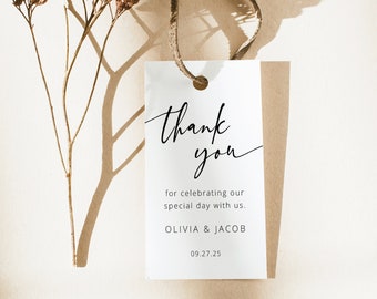 Round Wedding Favor Tag Template, Gold, Wedding Crest & Monogram ...