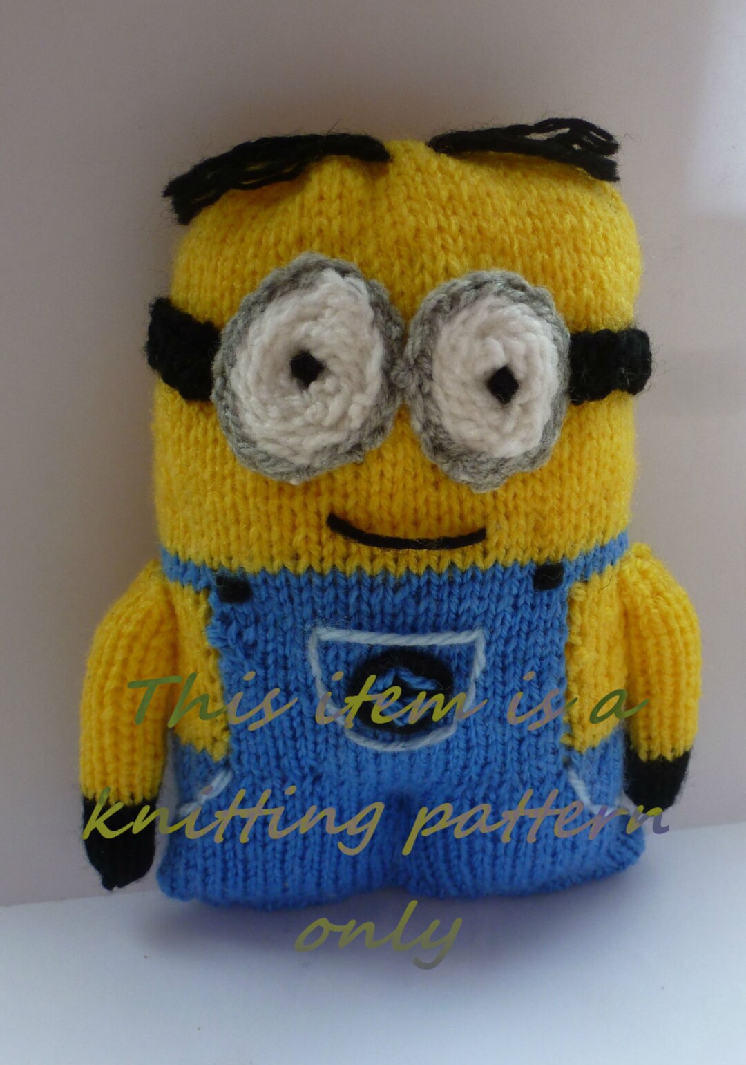 PDF Knitting Pattern: Minion large - Etsy
