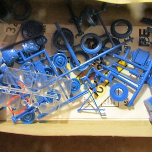 The Lindberg Line T for Two 25 Ford Coup 7/16 Scale Model AS IS Free ...