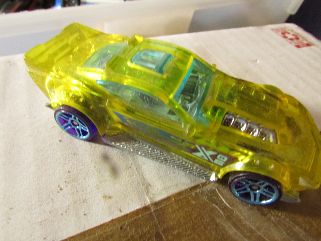 Hot Wheels DTY12 Yellow 1/64 Die Cast Free USA Shipping - Etsy