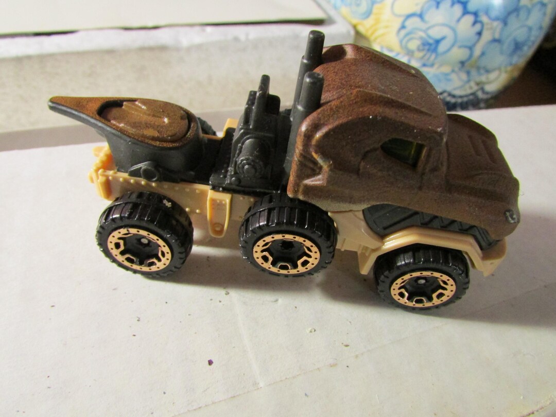 Hot Wheels Uni Ambelin Brown Car 1/64 Die Cast Free USA Shipping - Etsy