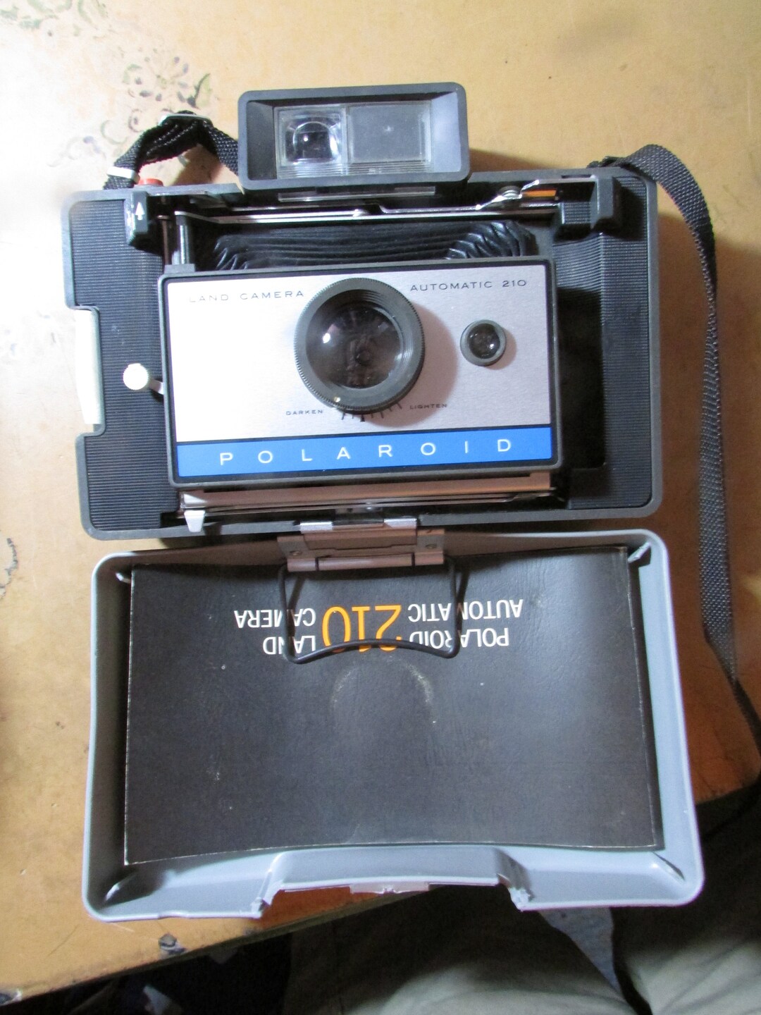 Vintage Polaroid Land Camera Automatic 210 Untested Free USA Shipping ...