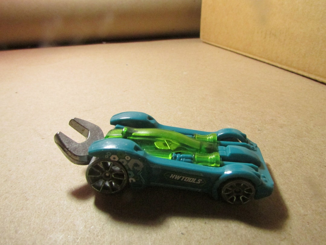 Hot Wheels Green Hot Wheels Tools Wrench 1/64 Scale Die-cast USA Free ...
