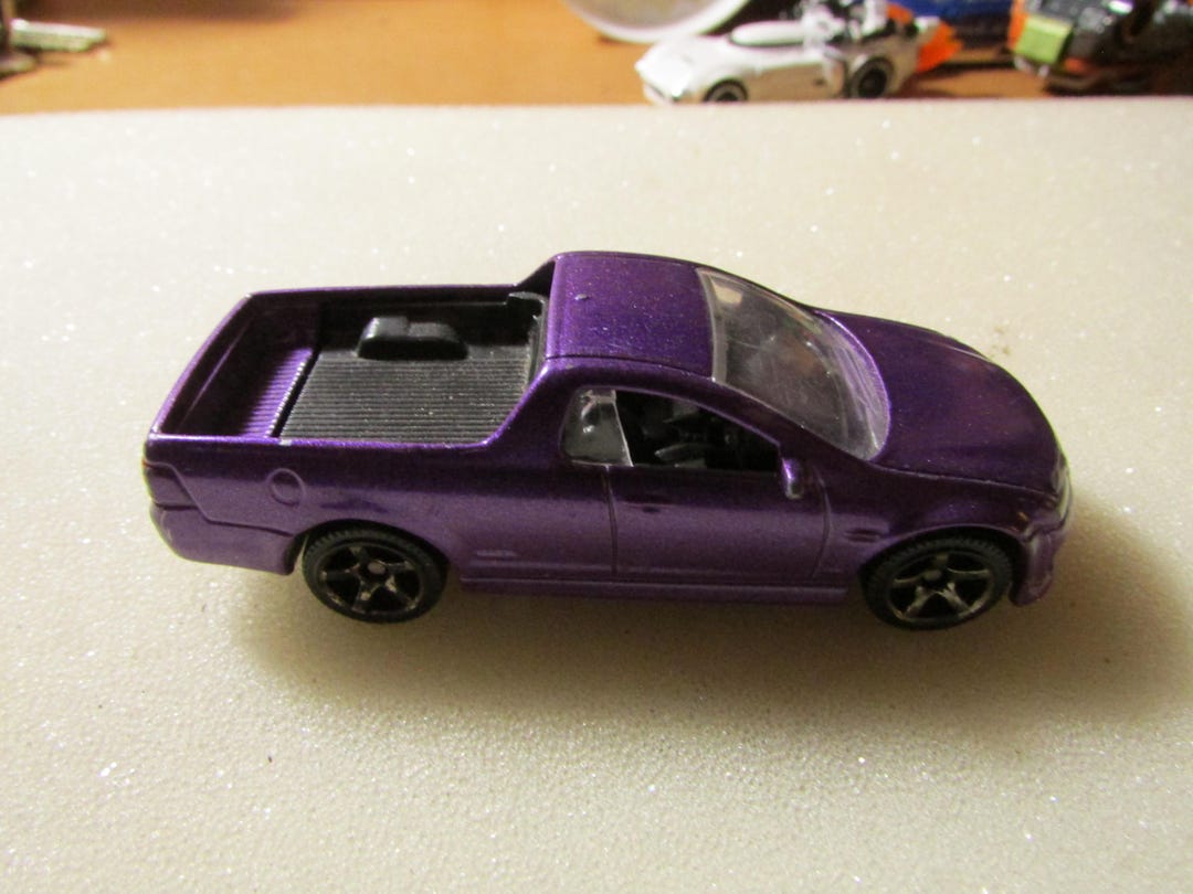 Matchbox Holden Ute SSV Purple Truck Car 1/64 Die Cast Free USA ...